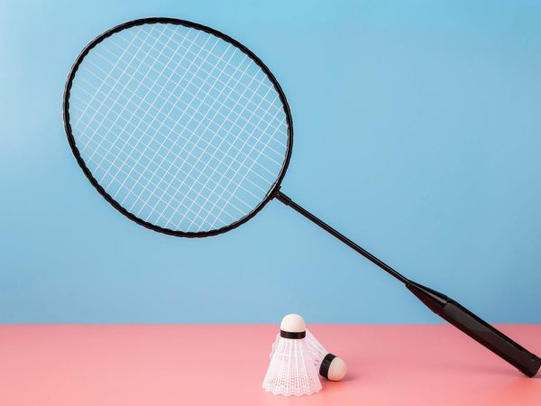 Komponen Bagian-bagian Raket Badminton Beserta Kegunaannya