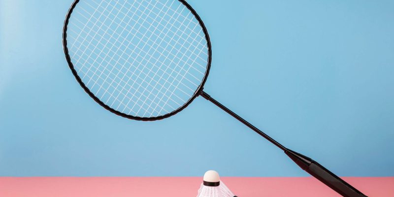 Komponen Bagian-bagian Raket Badminton Beserta Kegunaannya
