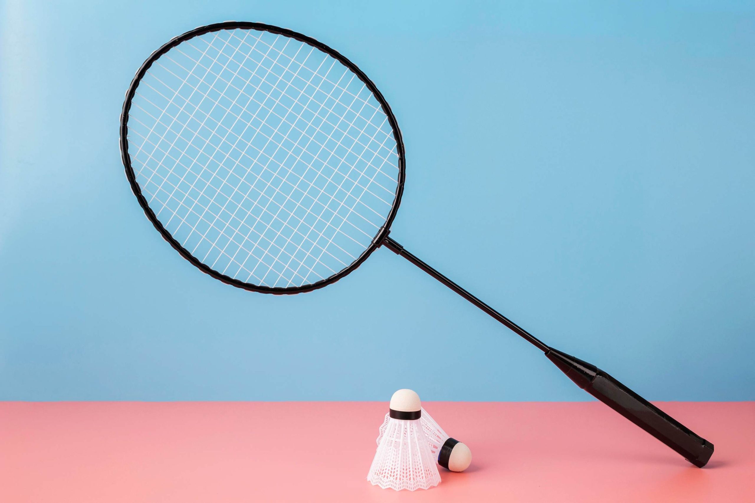 Komponen Bagian-bagian Raket Badminton Beserta Kegunaannya